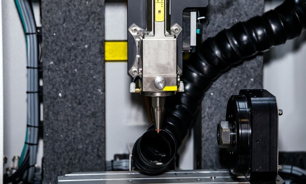 Unlocking Efficiency: 2D Laser Tech in Modern Manufacturing | Mac-Tech