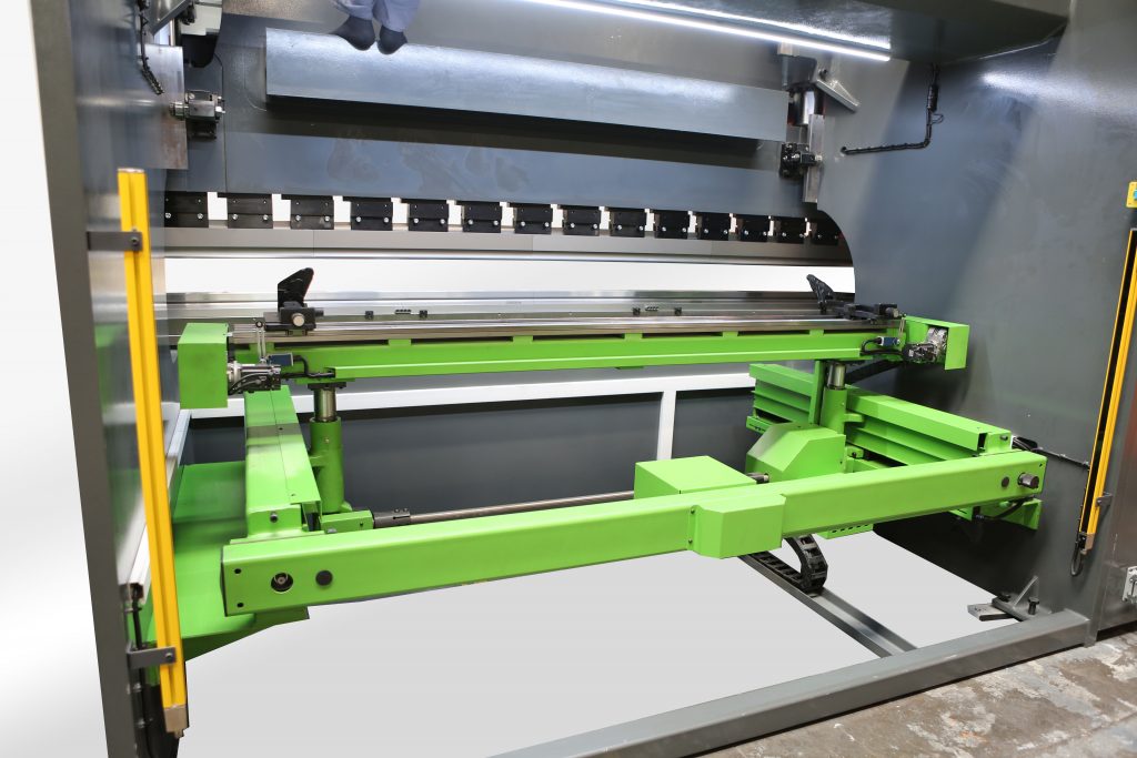 EVO III – INDUSTRIAL CNC PRESS BRAKE EVO III | Mac-Tech