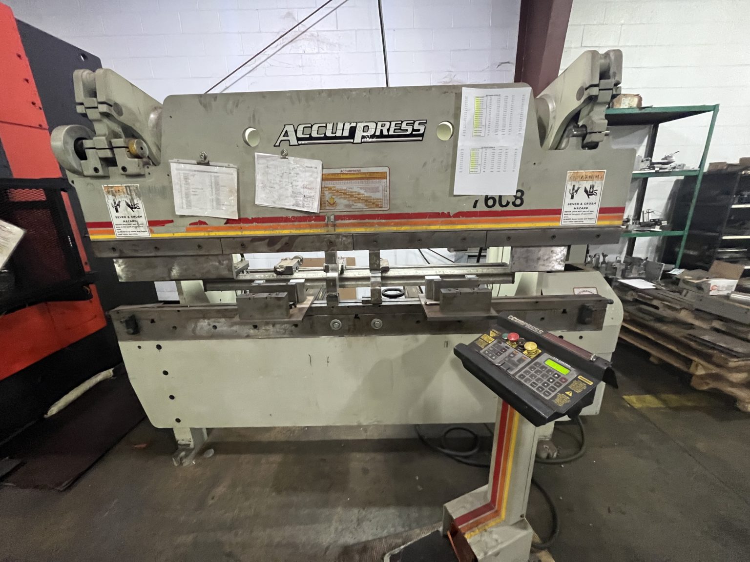 2005 ACCURPRESS ADVANTAGE 7608 PRESS BRAKE | Mac-Tech