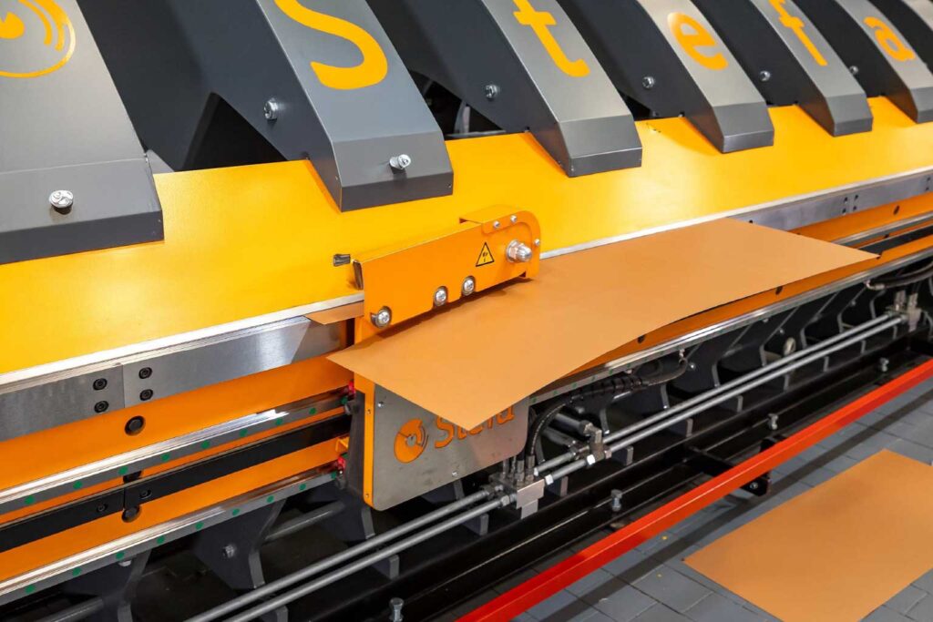 Stefa VHB Series Long Folder for Metal Fabrication | Mac-Tech