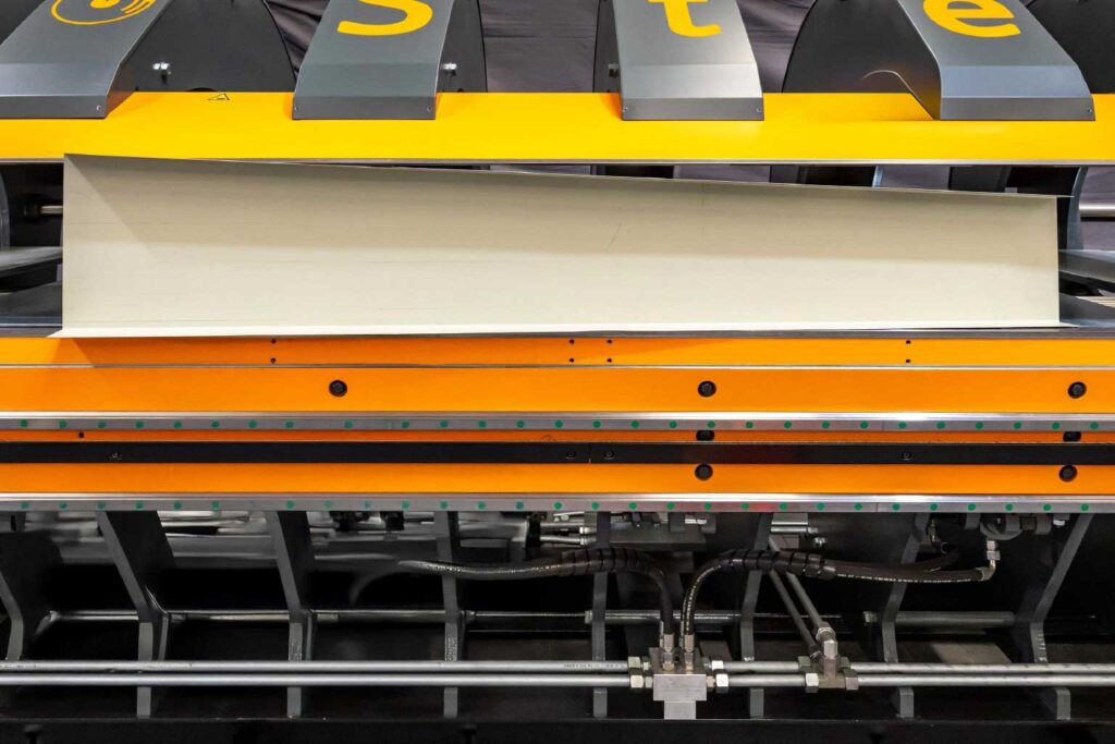 Stefa VHB Series Long Folder for Metal Fabrication | Mac-Tech
